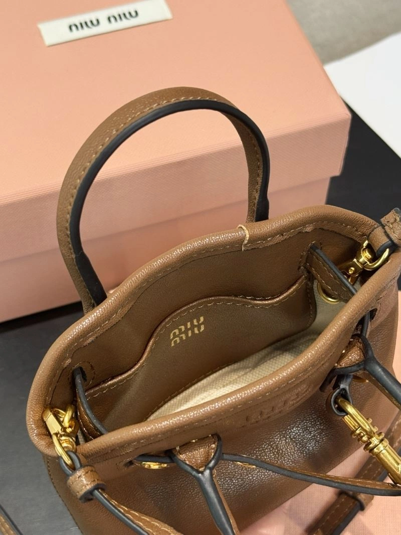 Accurate model Miu Miu Ornaments