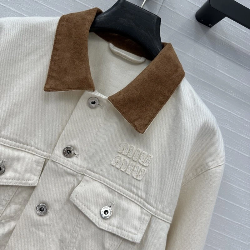 Accurate model Miu Miu Outwear
