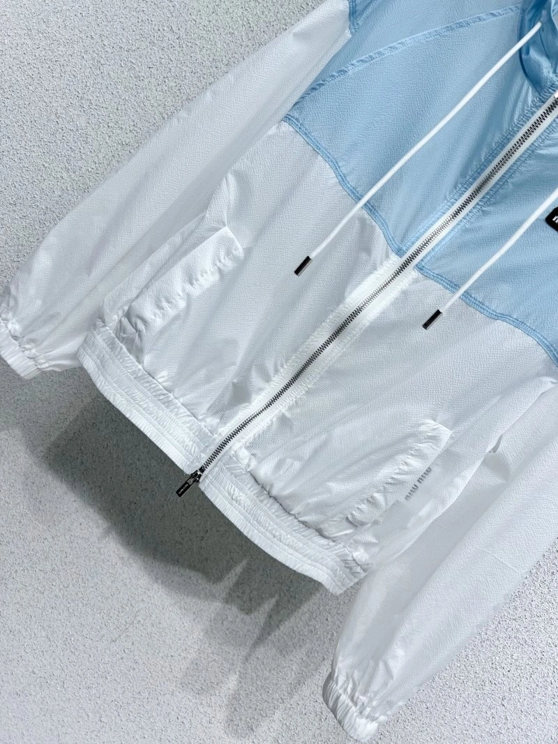 Top mirror Miu Miu Outwear