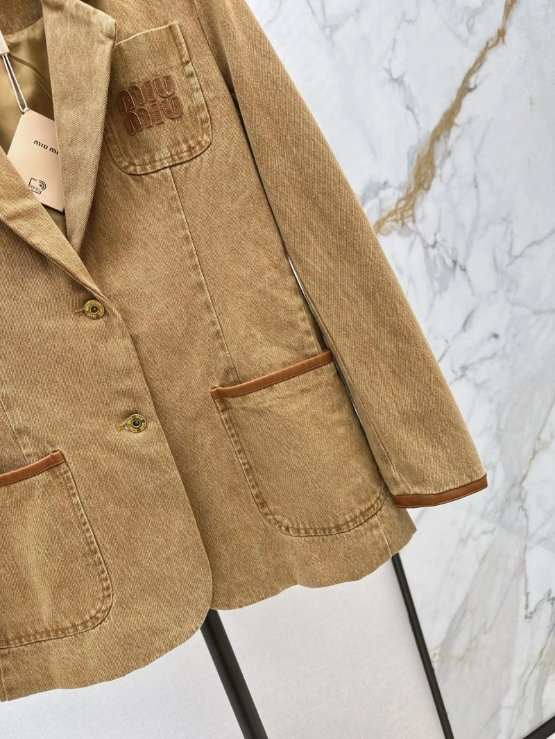 Top mirror Miu Miu Outwear