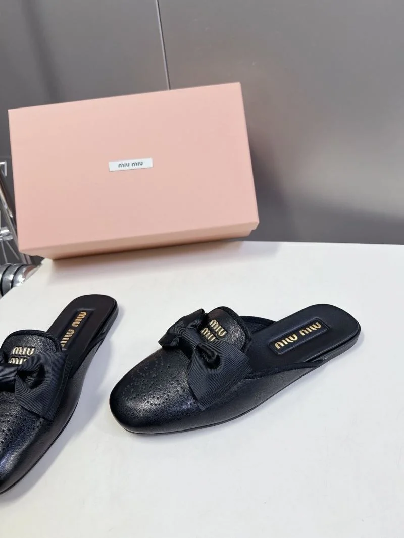 Top match Miu Miu Sandals