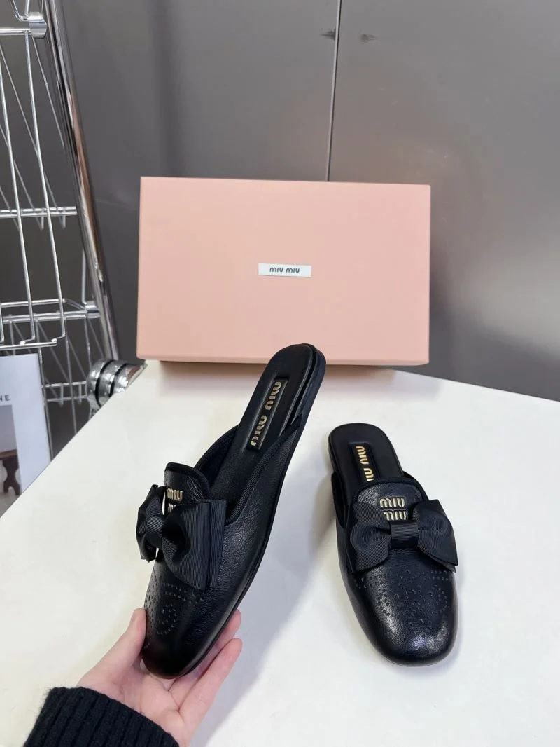 Top match Miu Miu Sandals