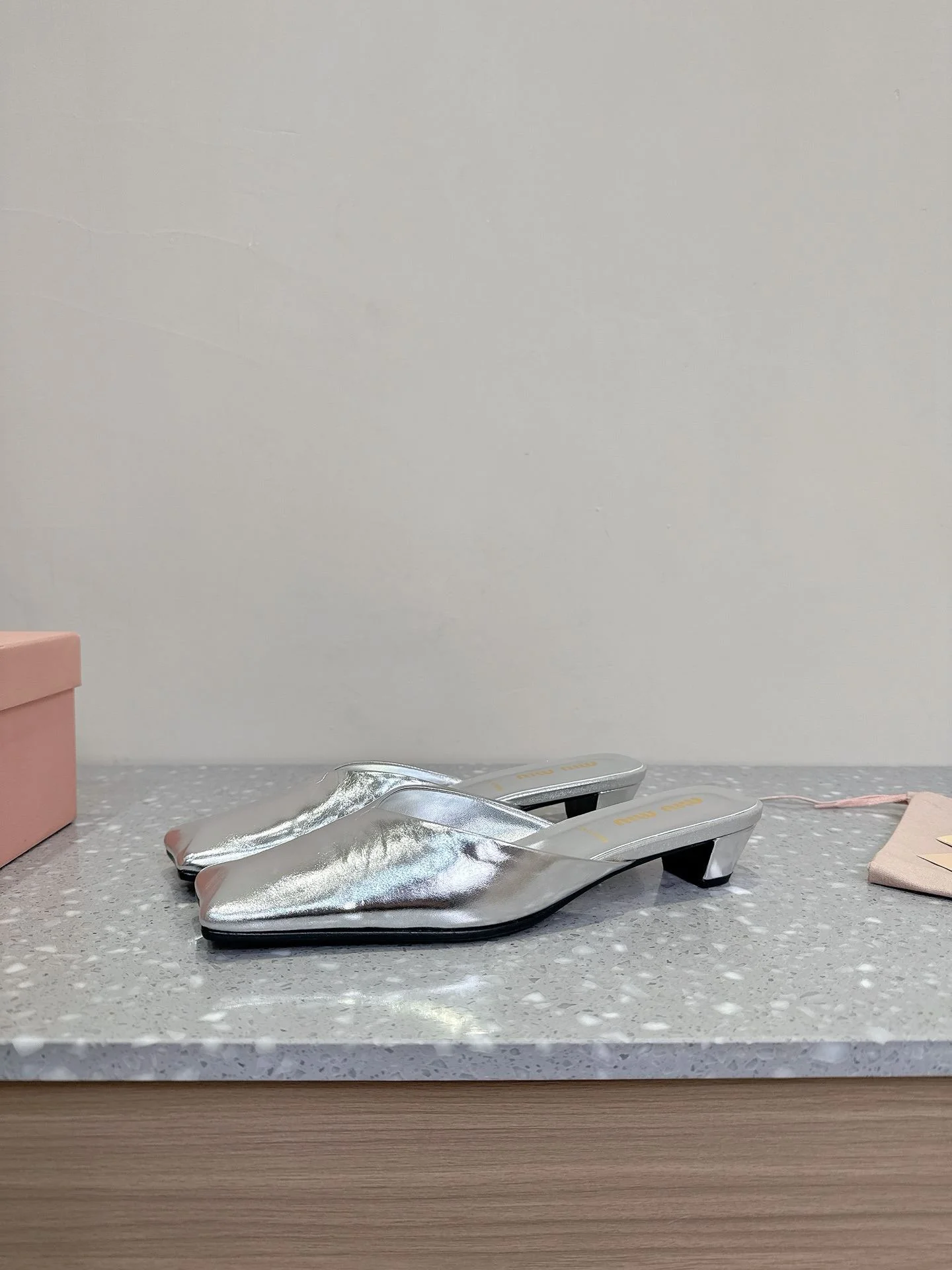 Factory-made Miu Miu Sandals