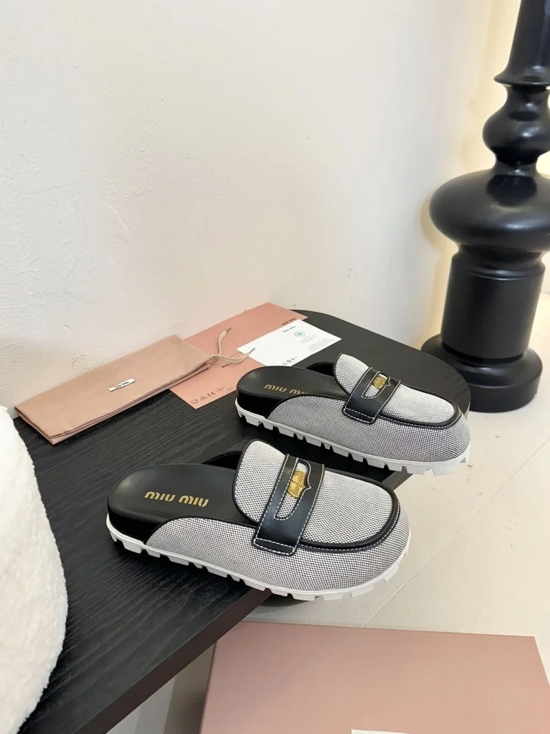 Accurate model Miu Miu Sandals