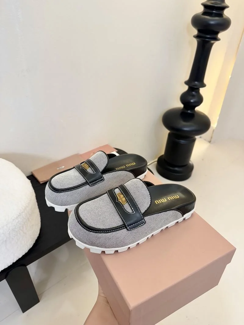 Accurate model Miu Miu Sandals