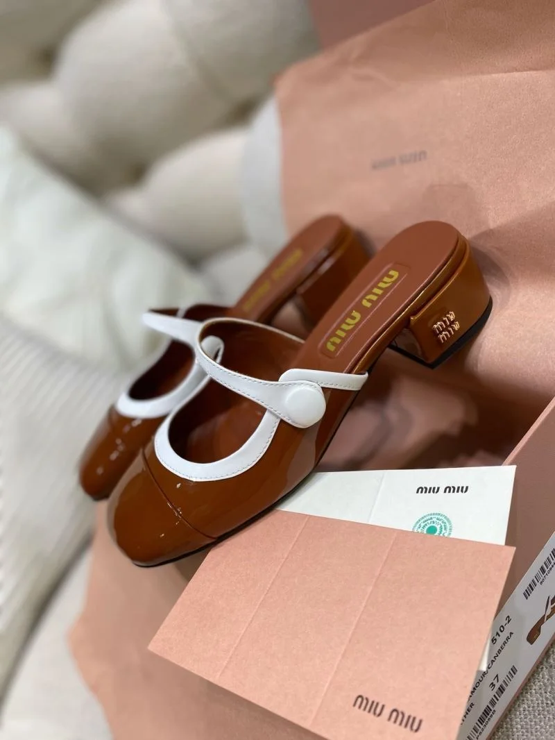 Top mirror Miu Miu Sandals