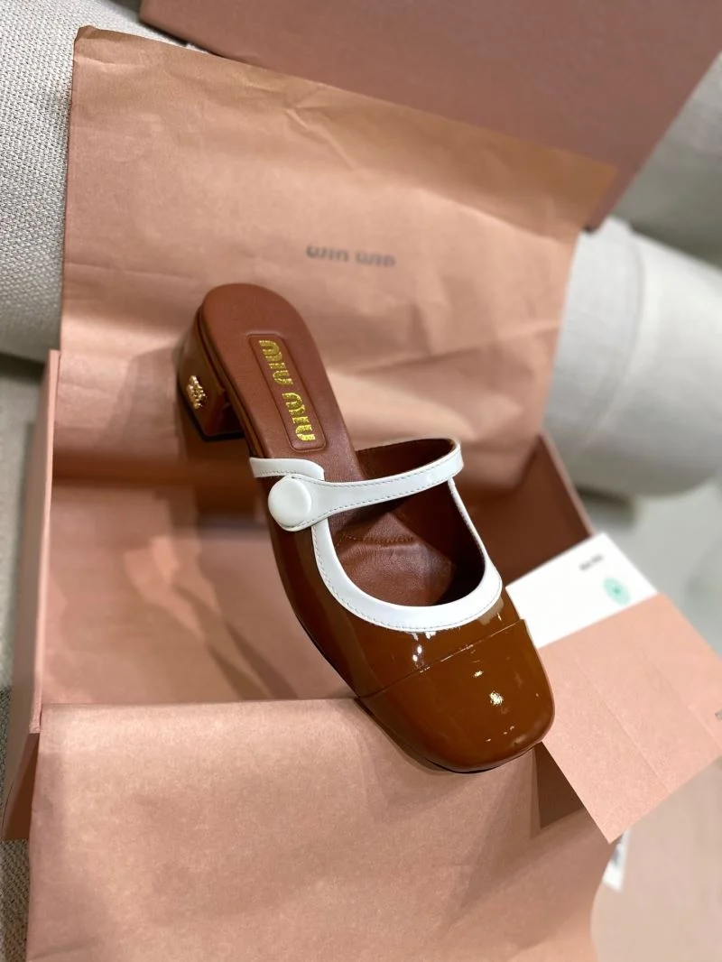Top mirror Miu Miu Sandals