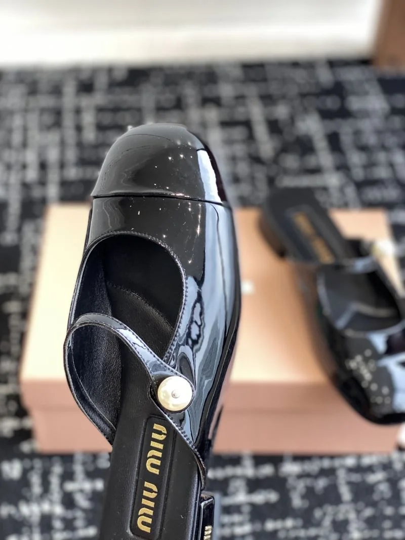 Brand-original Miu Miu Sandals