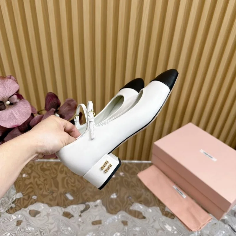 Accurate model Miu Miu Sandals