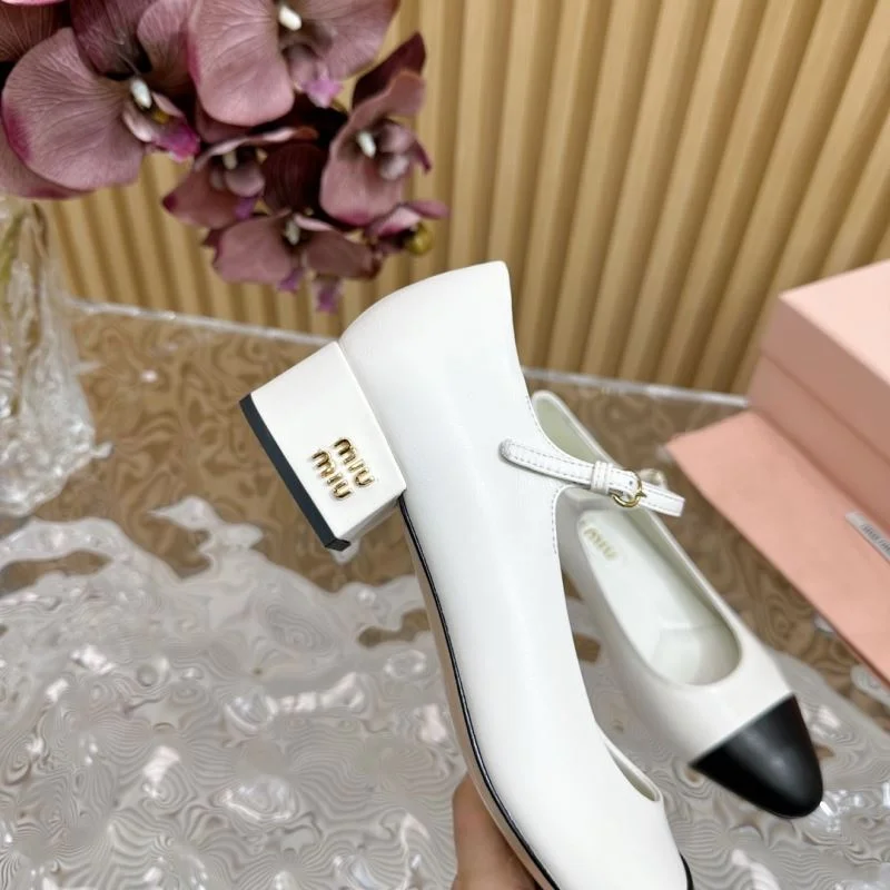 Accurate model Miu Miu Sandals