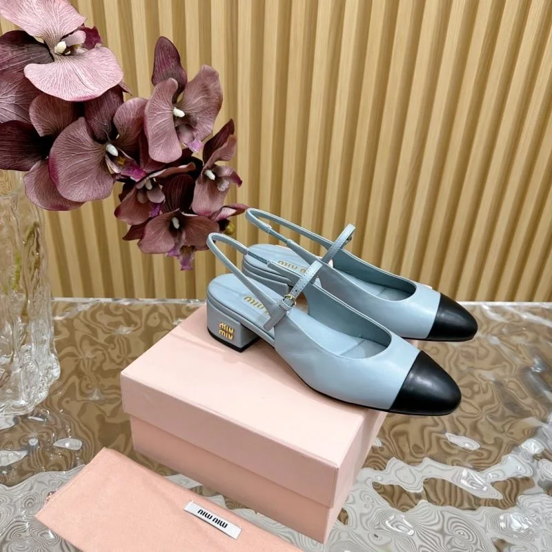 Top match Miu Miu Sandals