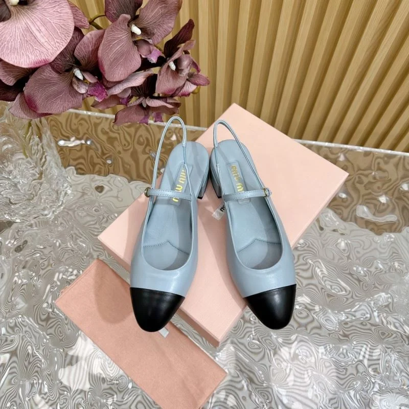 Top match Miu Miu Sandals
