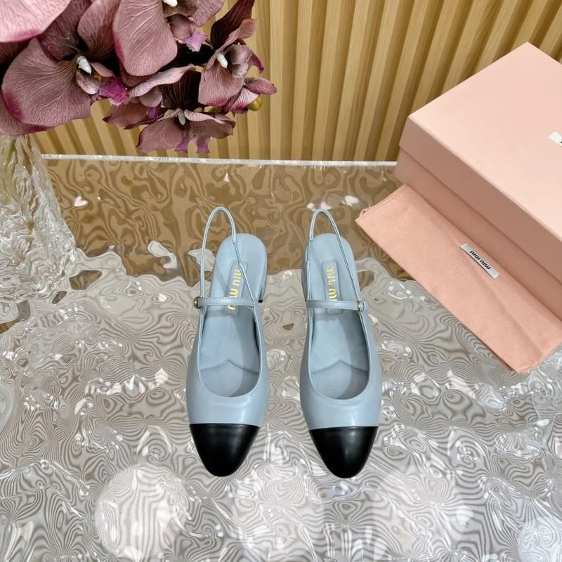 Top match Miu Miu Sandals