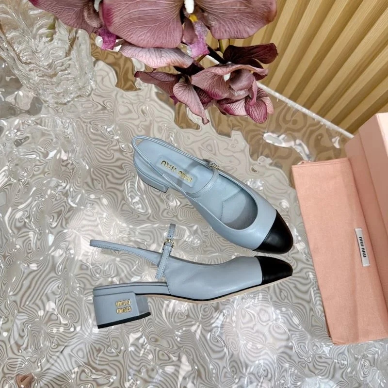 Top match Miu Miu Sandals