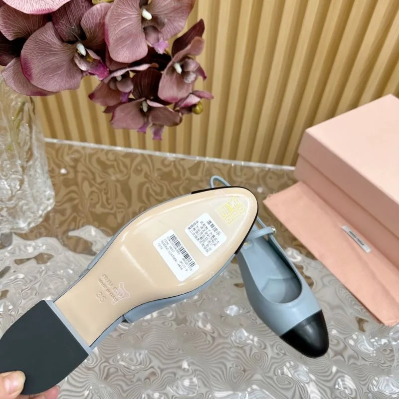 Top match Miu Miu Sandals