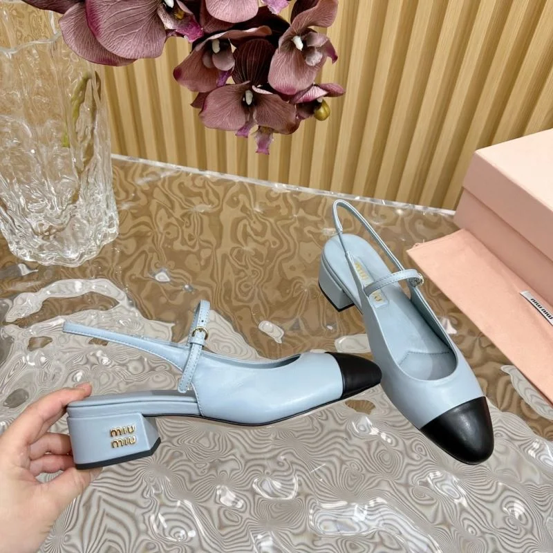 Top match Miu Miu Sandals