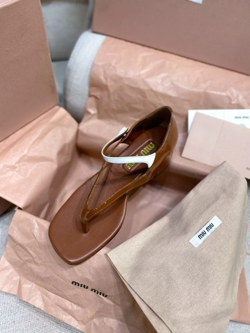 Top mirror Miu Miu Sandals