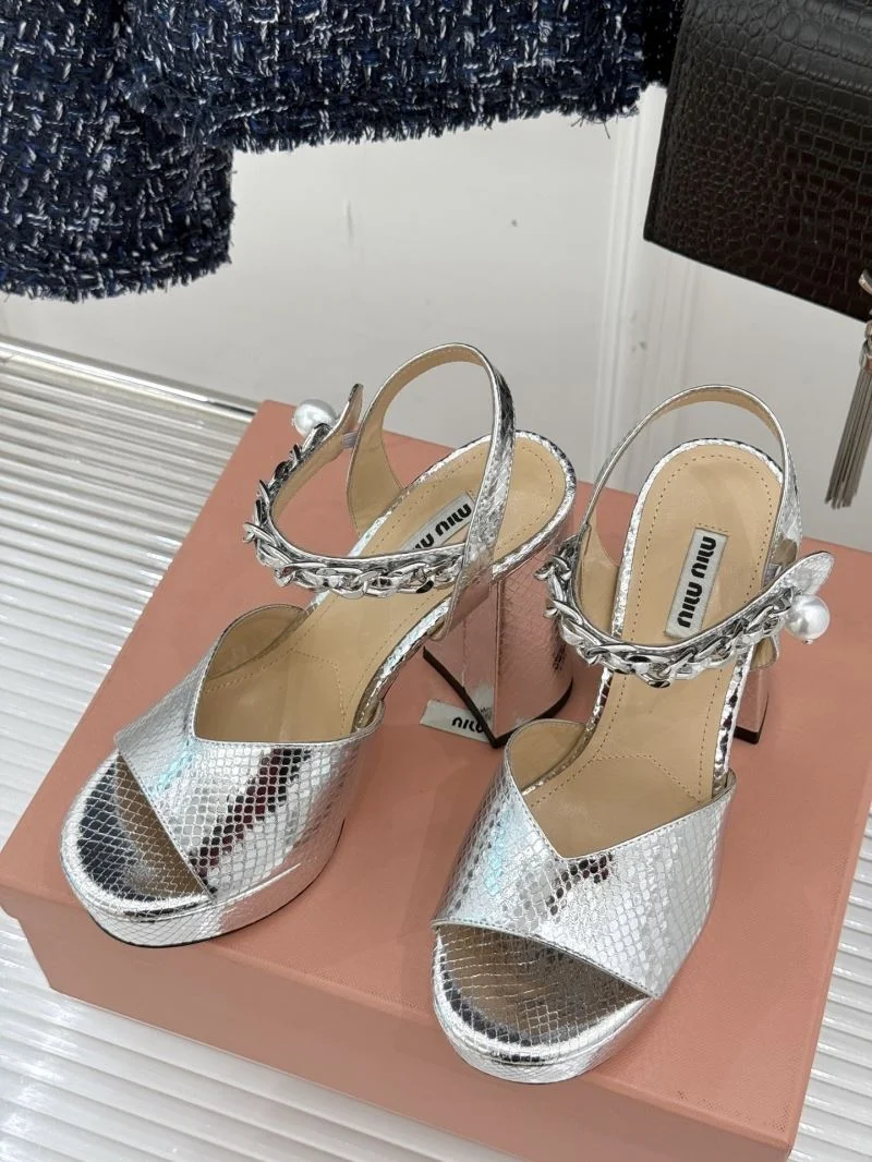 Top mirror Miu Miu Sandals