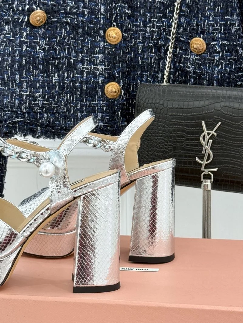 Top mirror Miu Miu Sandals