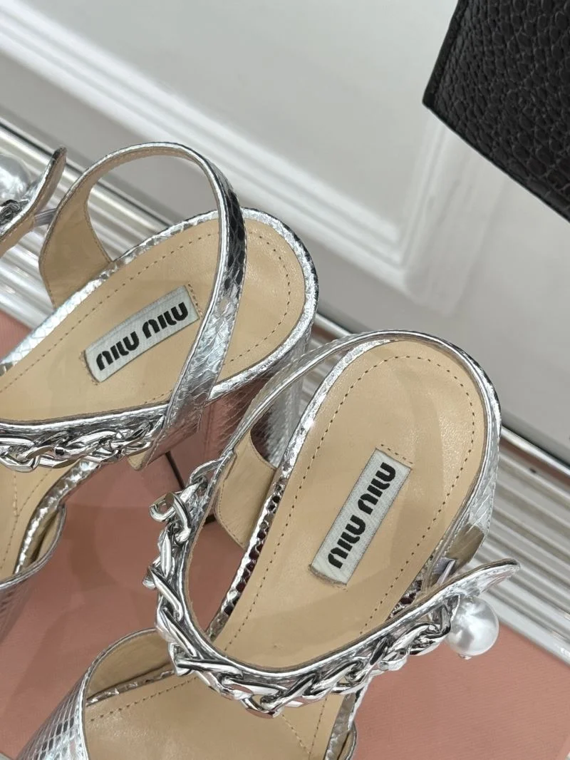 Top mirror Miu Miu Sandals
