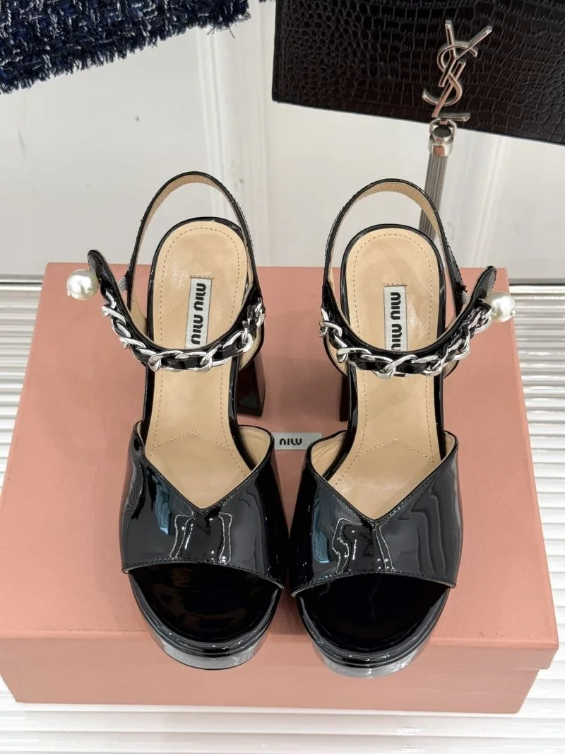 Top mirror Miu Miu Sandals
