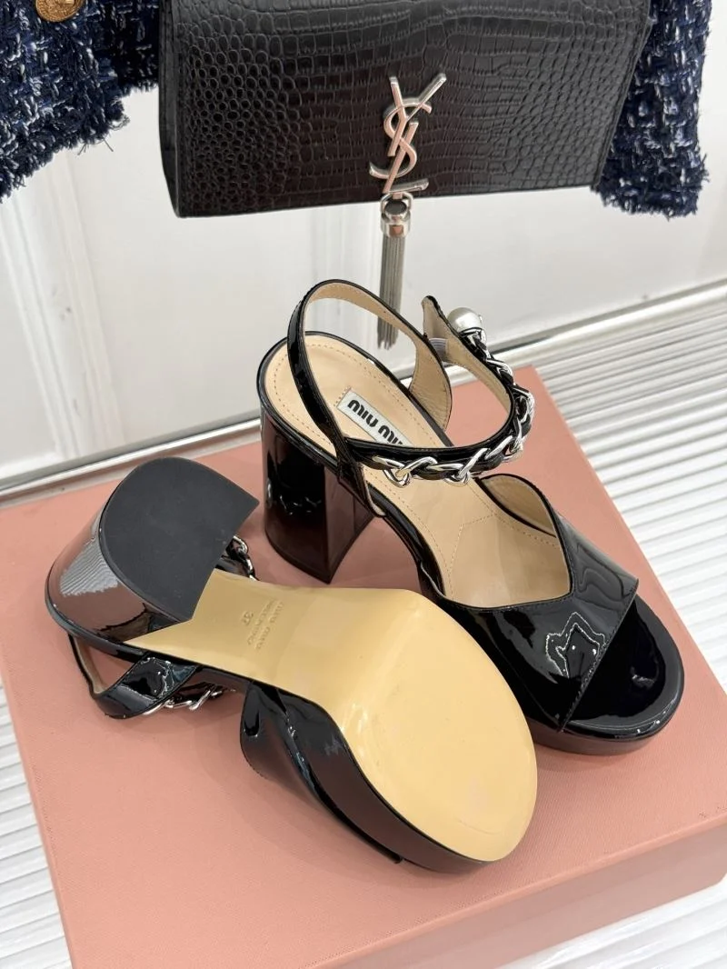 Top mirror Miu Miu Sandals