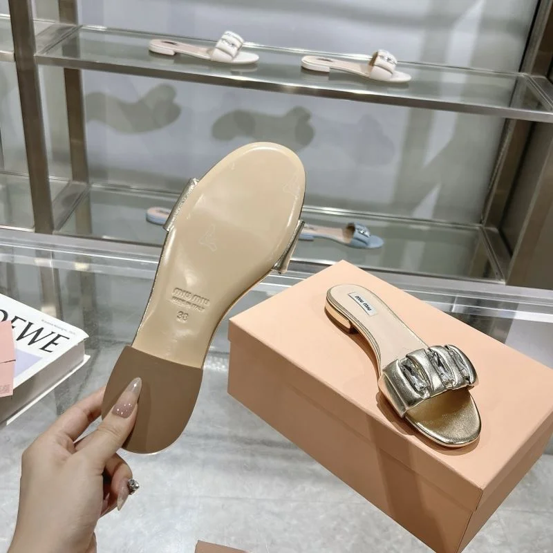 Top match Miu Miu Sandals