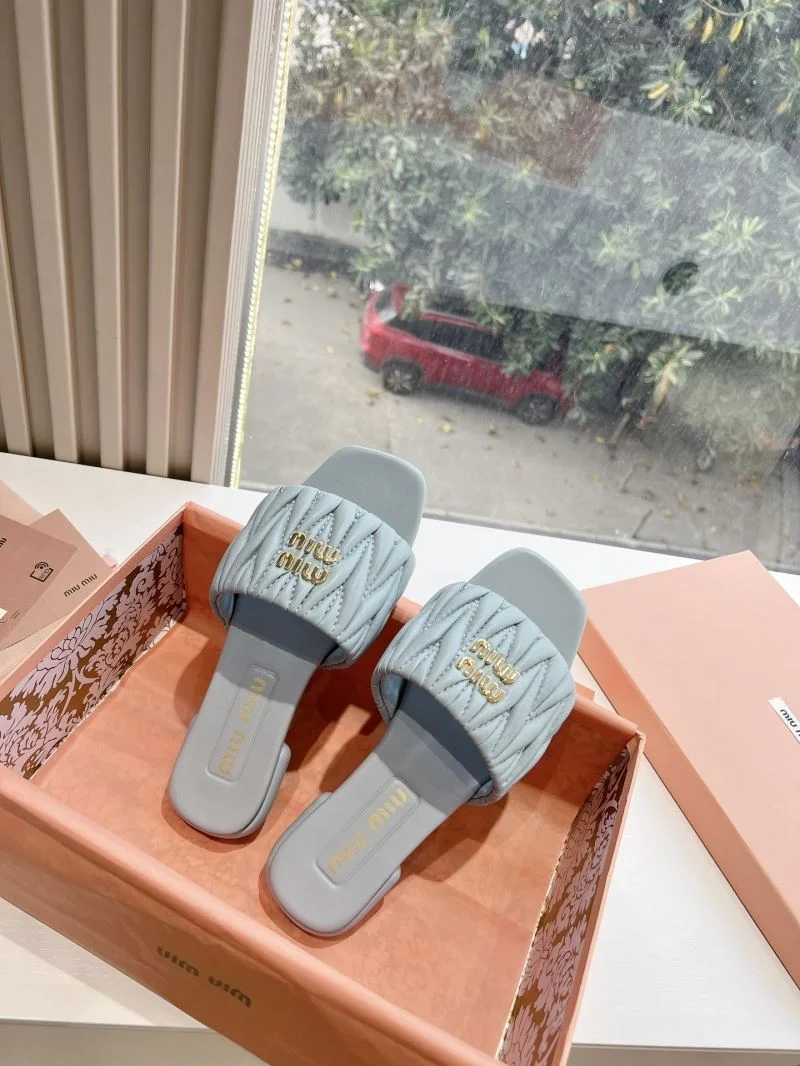 Top match Miu Miu Sandals