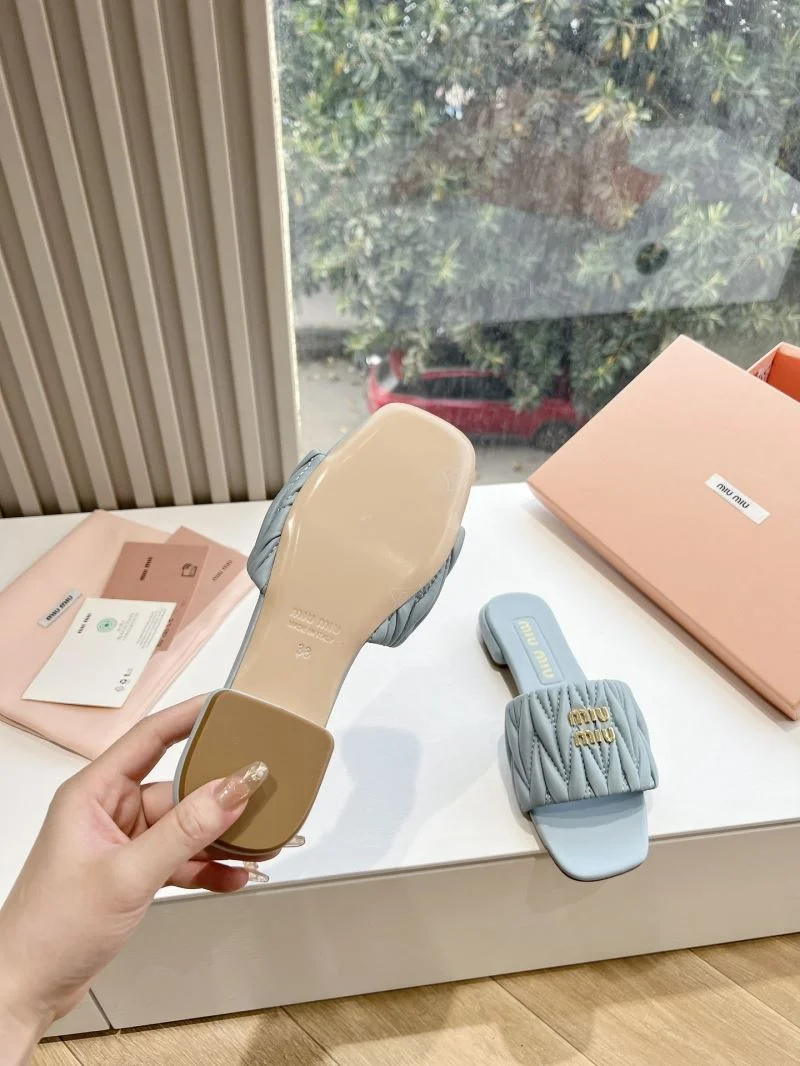 Top match Miu Miu Sandals