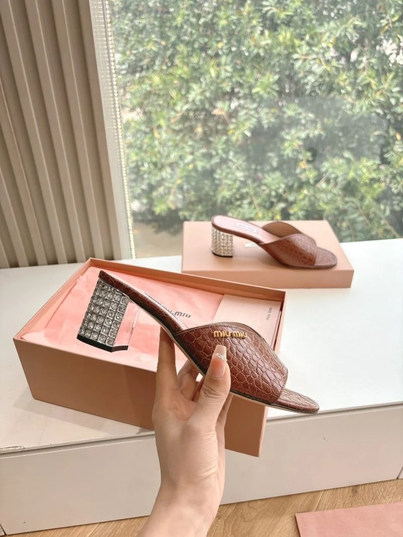Top match Miu Miu Sandals