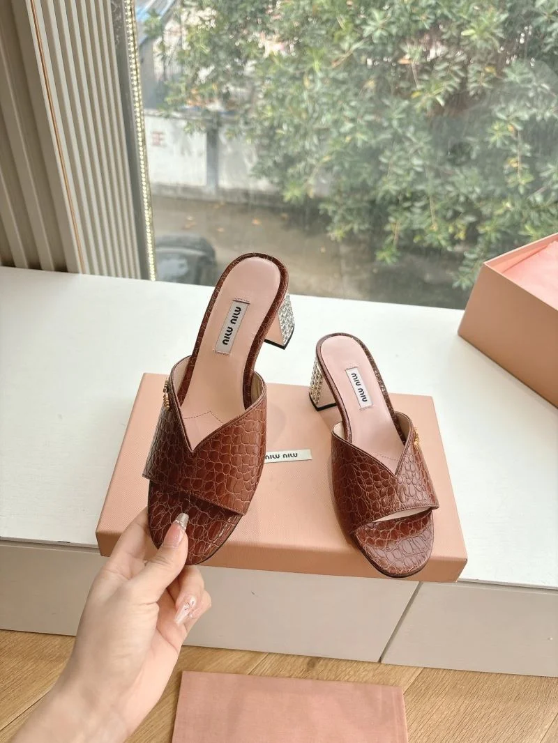 Top match Miu Miu Sandals