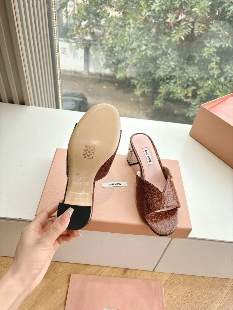 Top match Miu Miu Sandals