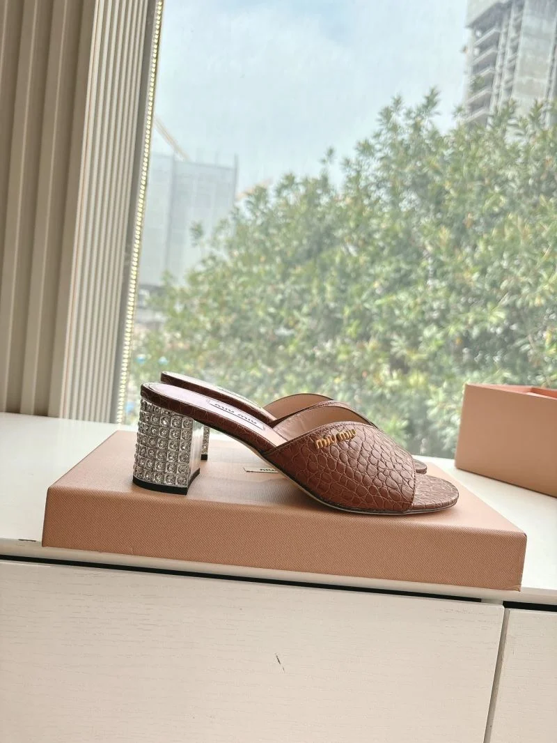 Top match Miu Miu Sandals