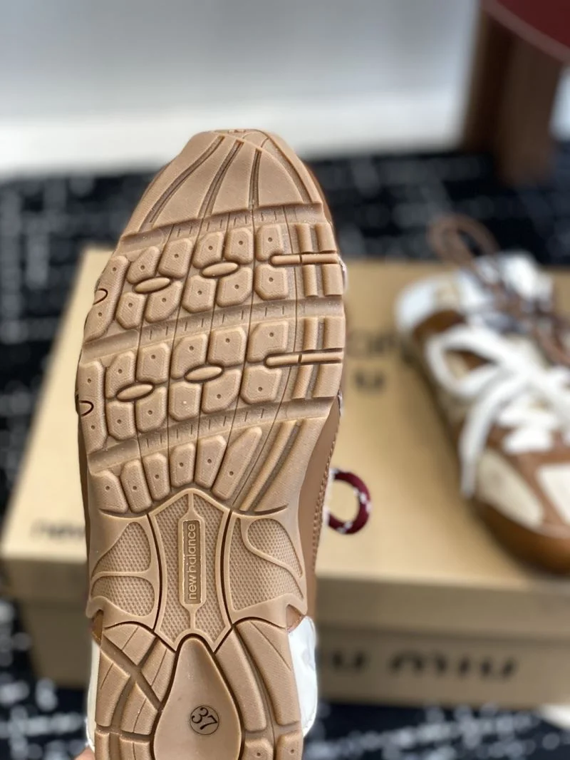 Top mirror Miu Miu Sandals