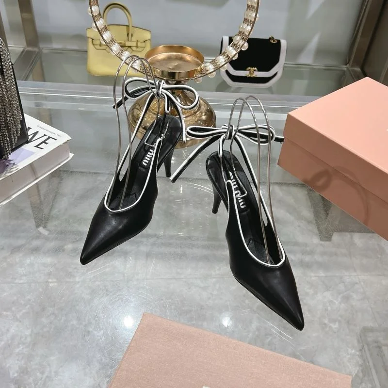 Top match Miu Miu Sandals