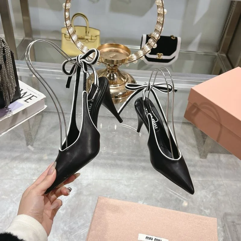Top match Miu Miu Sandals