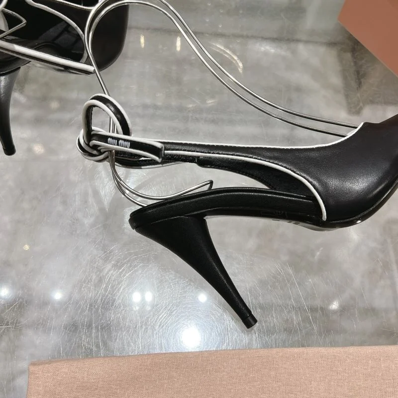 Top match Miu Miu Sandals