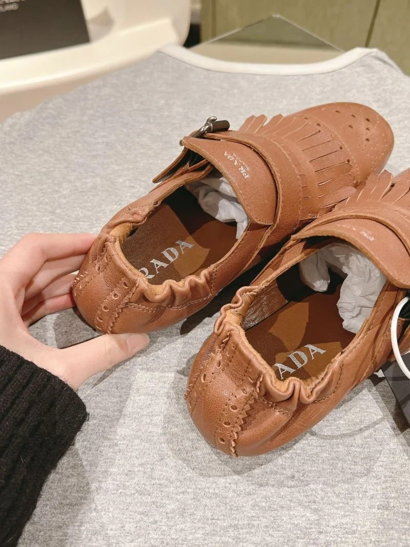 Factory-made Miu Miu Sandals