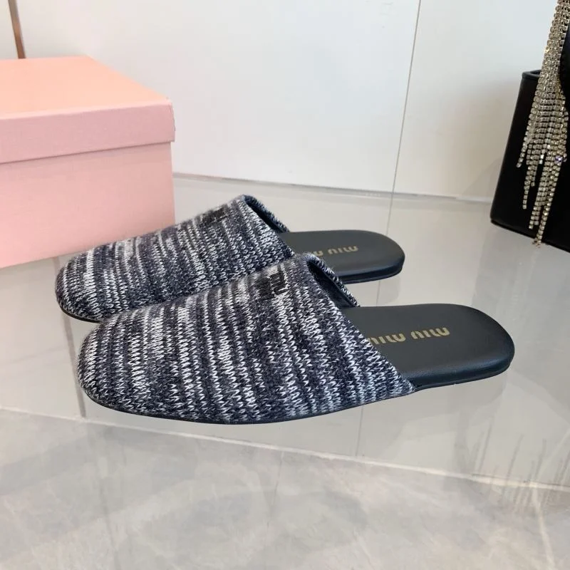 Accurate model Miu Miu Sandals