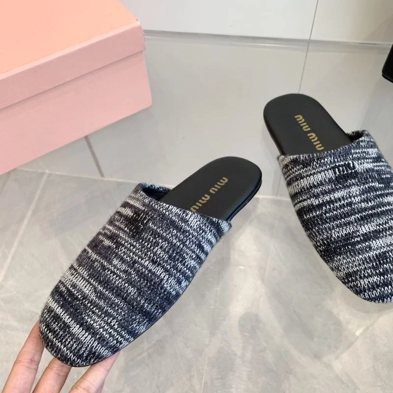 Accurate model Miu Miu Sandals