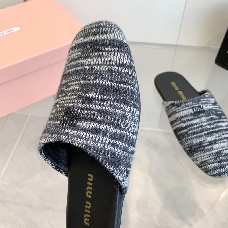 Accurate model Miu Miu Sandals