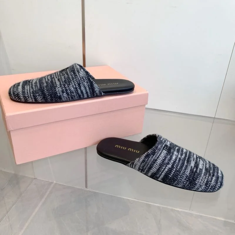 Accurate model Miu Miu Sandals