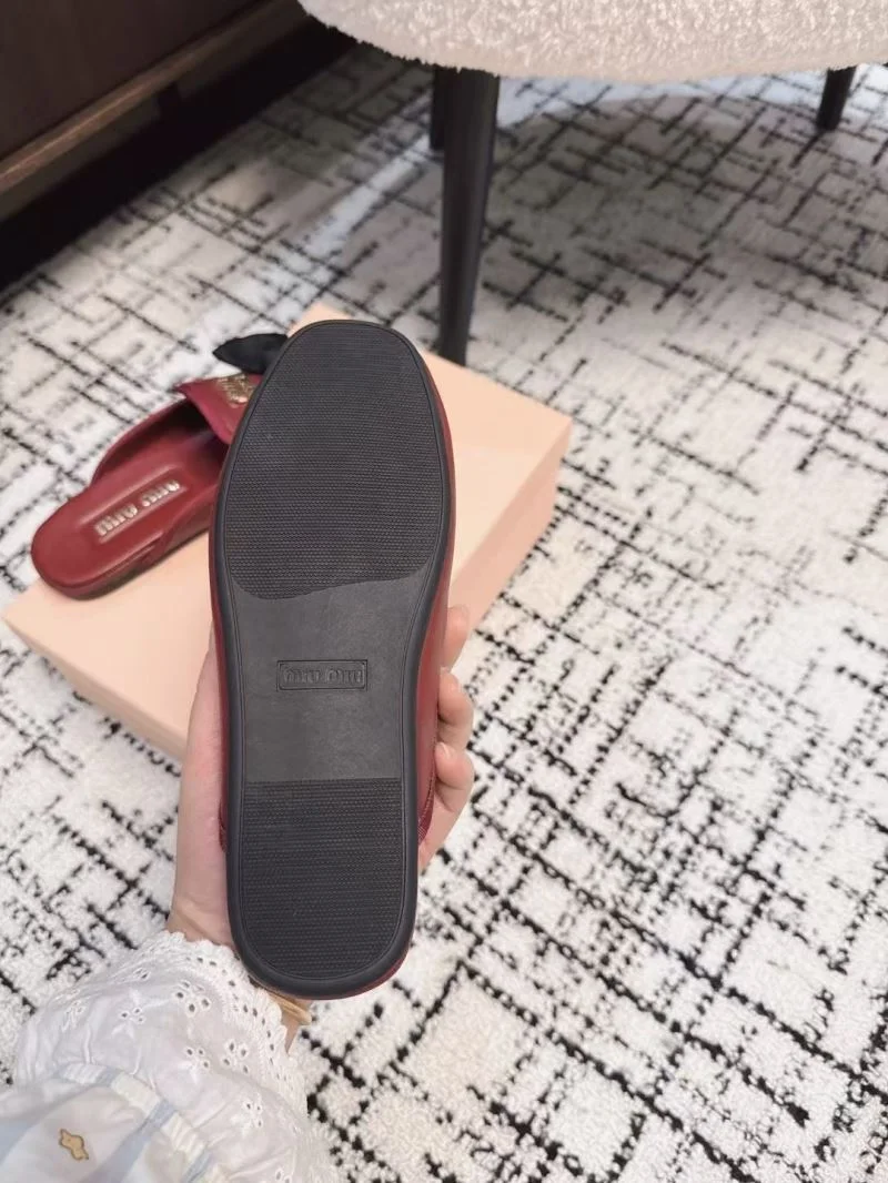 Bargain Miu Miu Sandals