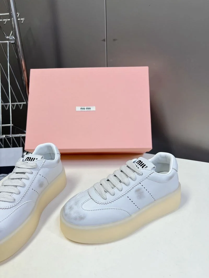 Top mirror Miu Miu Shoes