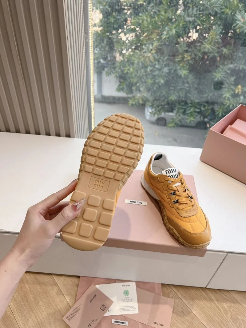 Top mirror Miu Miu Shoes