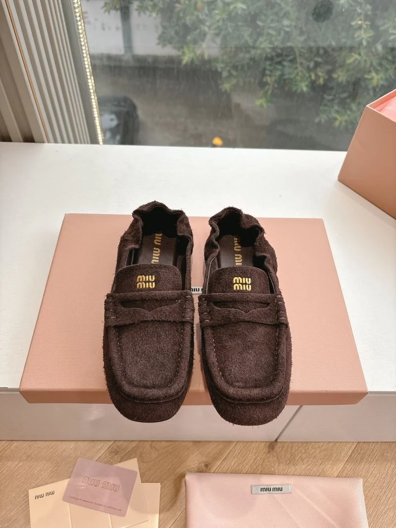 Top mirror Miu Miu Shoes