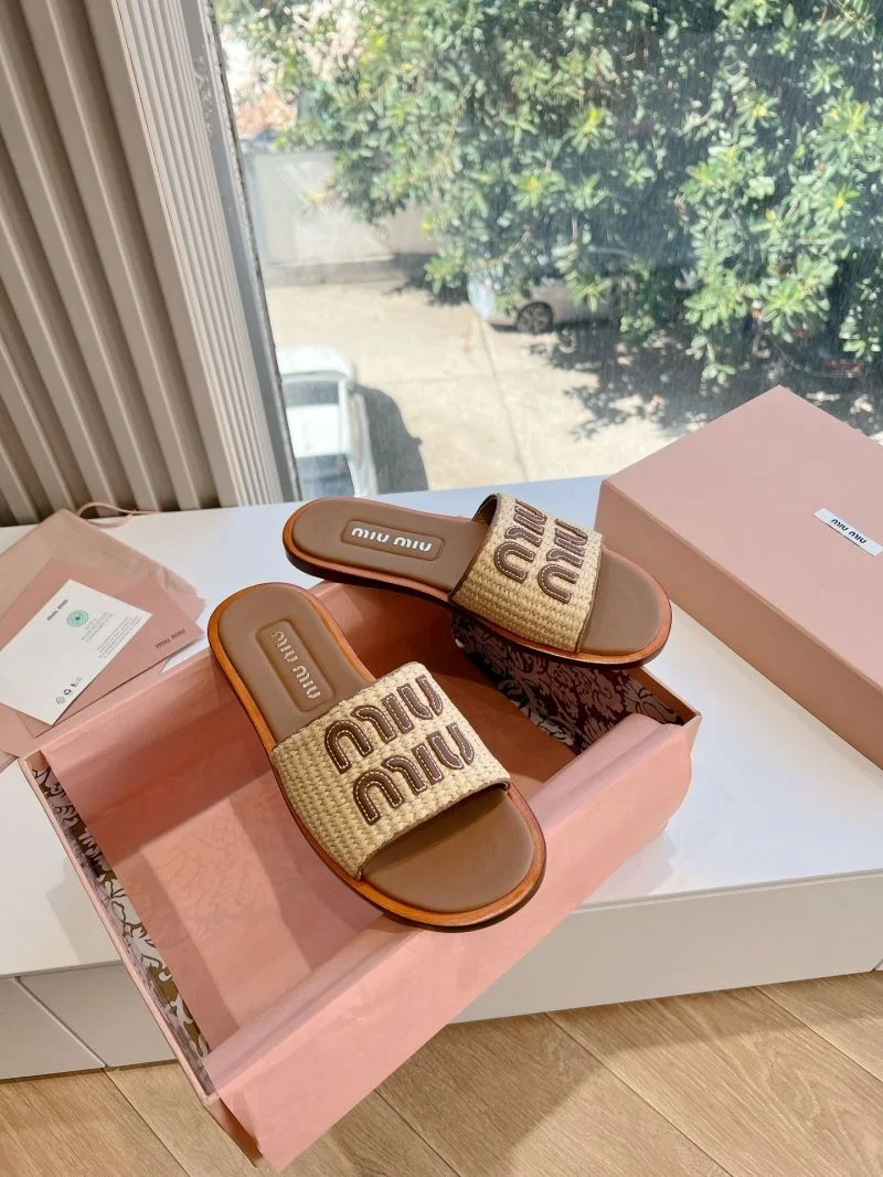 Top mirror Miu Miu Shoes