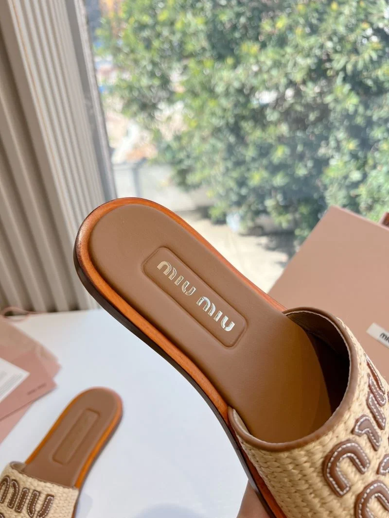 Top mirror Miu Miu Shoes