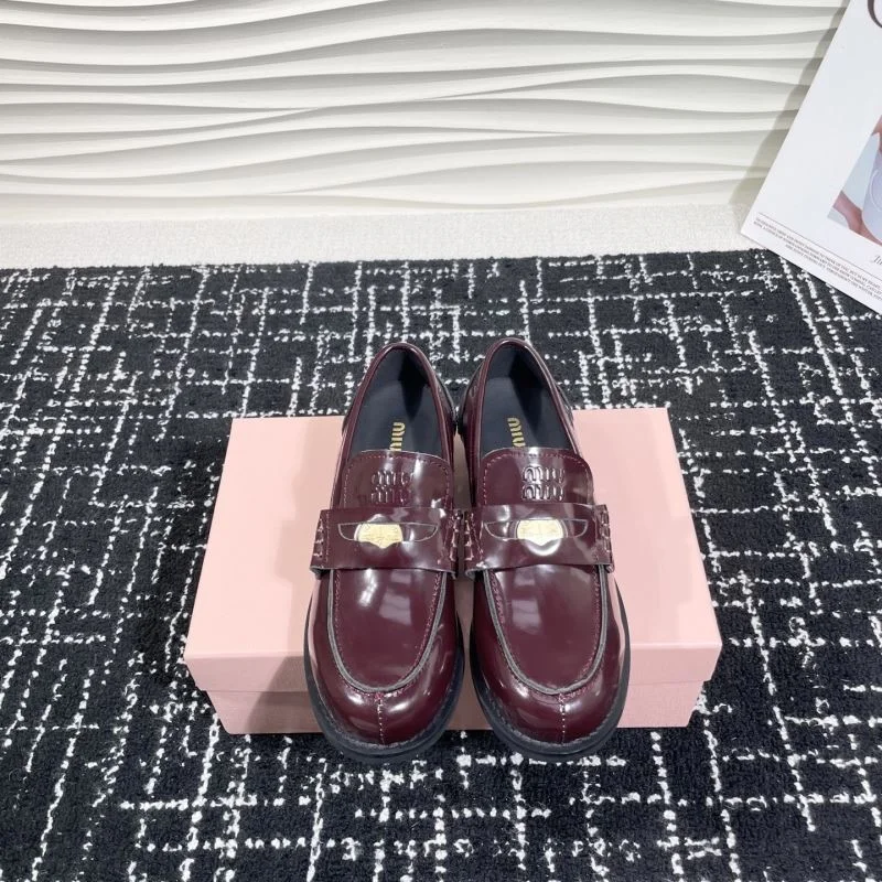 Top mirror Miu Miu Shoes