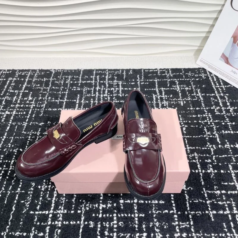 Top mirror Miu Miu Shoes